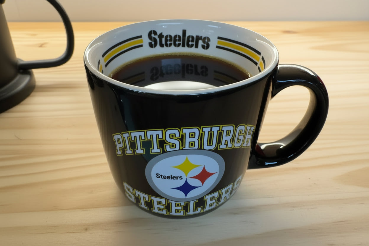 Pittsburgh Steelers Stripe 15oz Mug - Officially Licensed NFL Gift ...